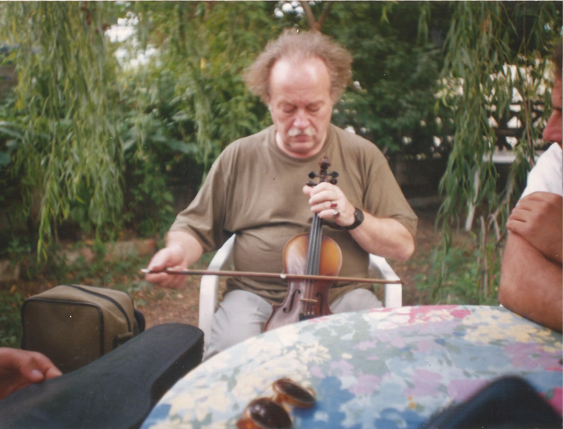 Nezih Uzel - Eserleri ve Derledikleri | Nezih Uzel Besteleri | DîvânMakam